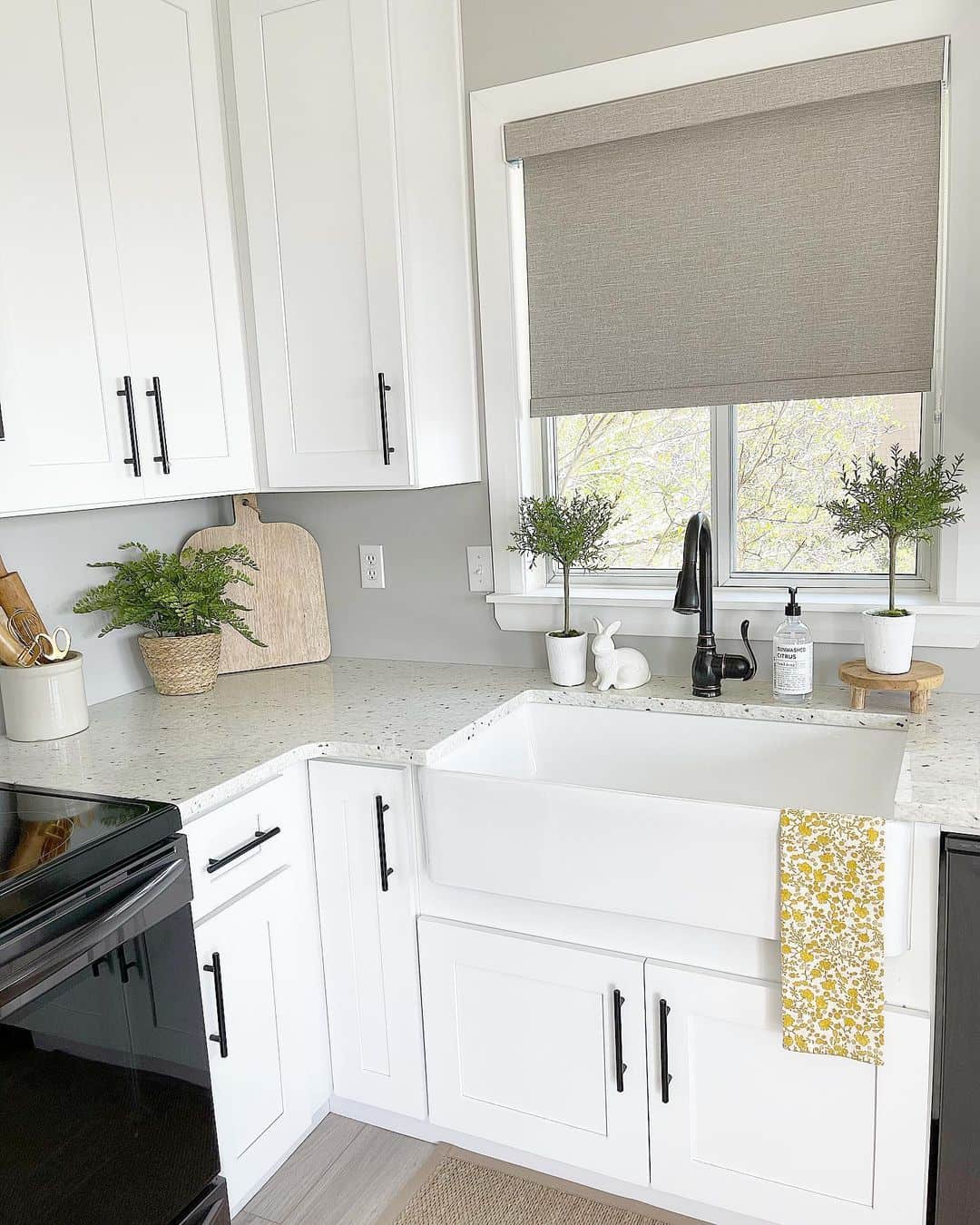 Light Gray Walls for a Subtle Contrast - Soul & Lane