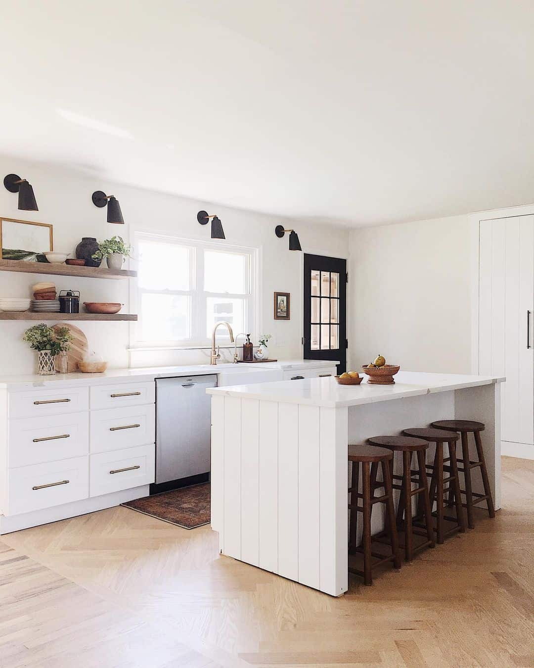 29 Kitchen Lighting Ideas for a Contemporary Space