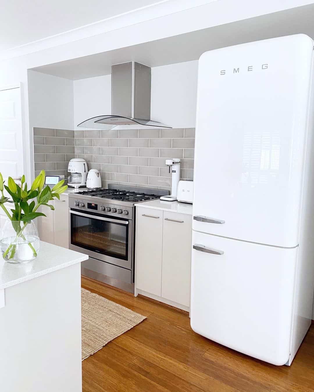 24 White Kitchen Appliances That Will Stand the Test of Time
