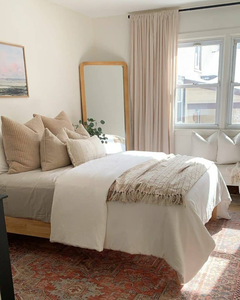 Vintage Rug and Neutral Bedding - Soul & Lane