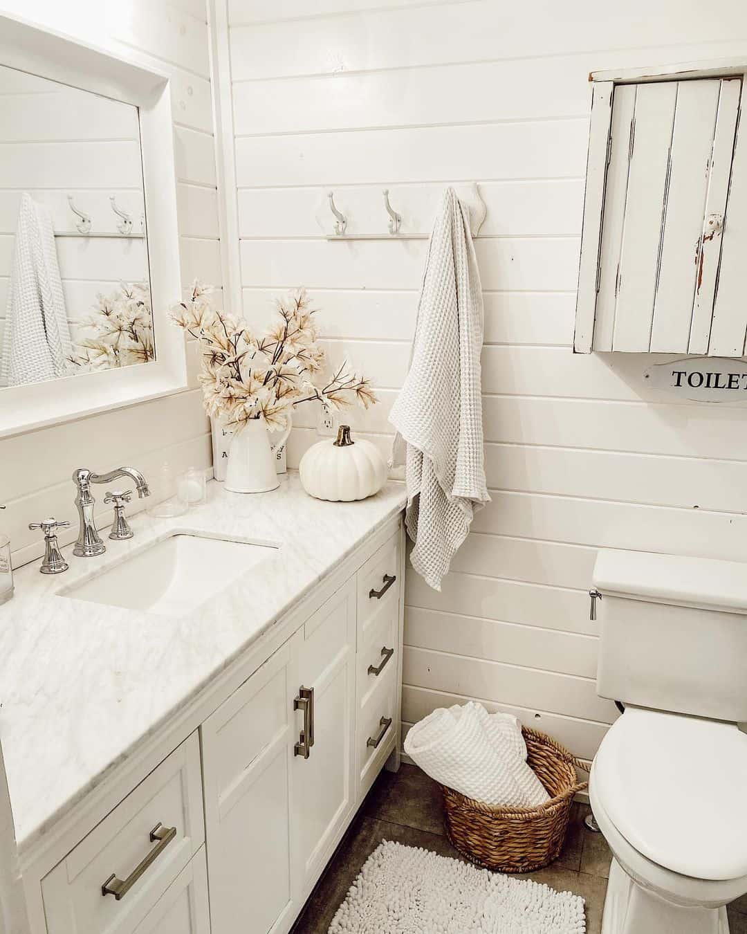 Charming White Farmhouse Bathroom - Soul & Lane