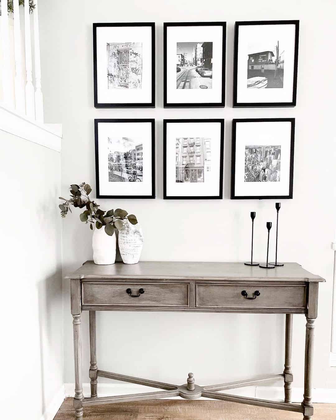 Entryway With Black Frame Photo Gallery - Soul & Lane