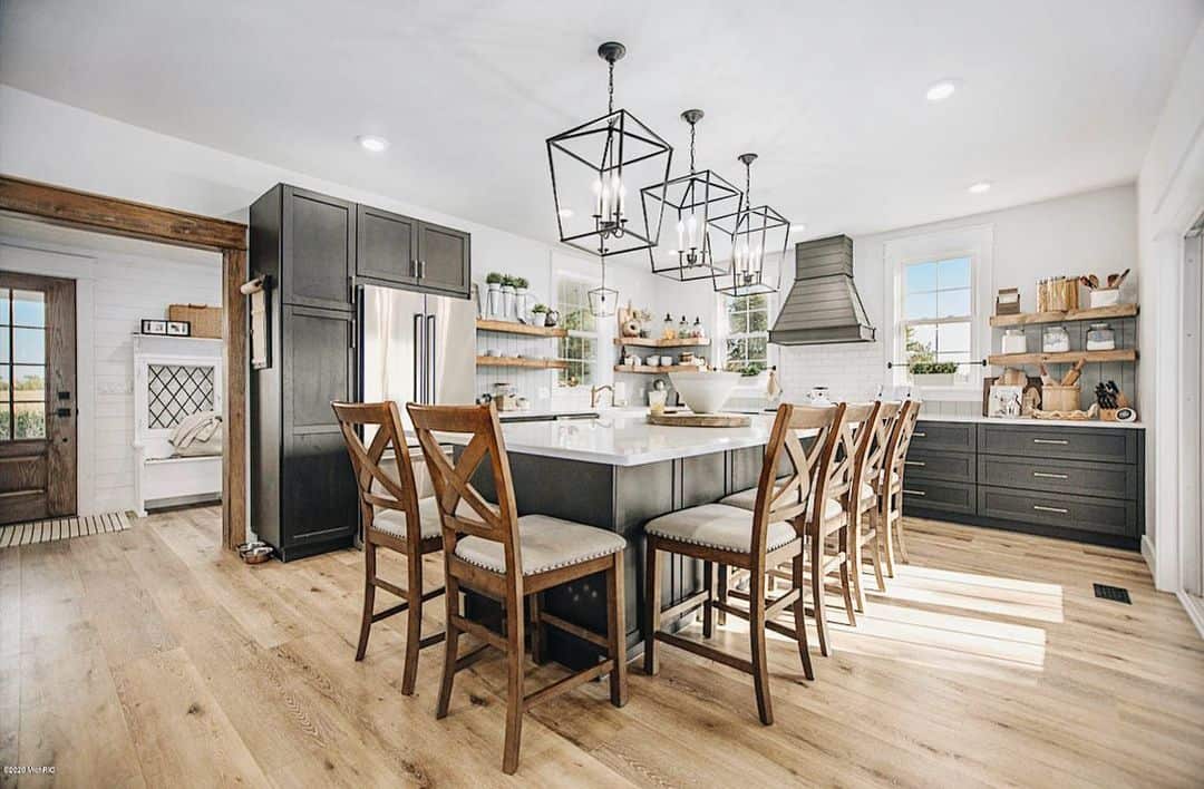 Farmhouse Kitchen With Ample Seating - Soul & Lane
