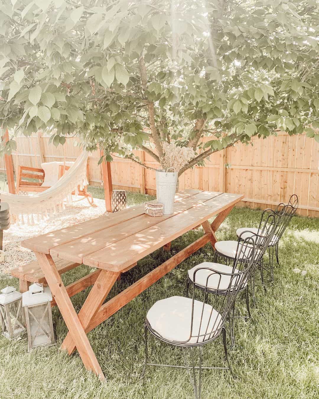 Garden Getaway - Soul & Lane