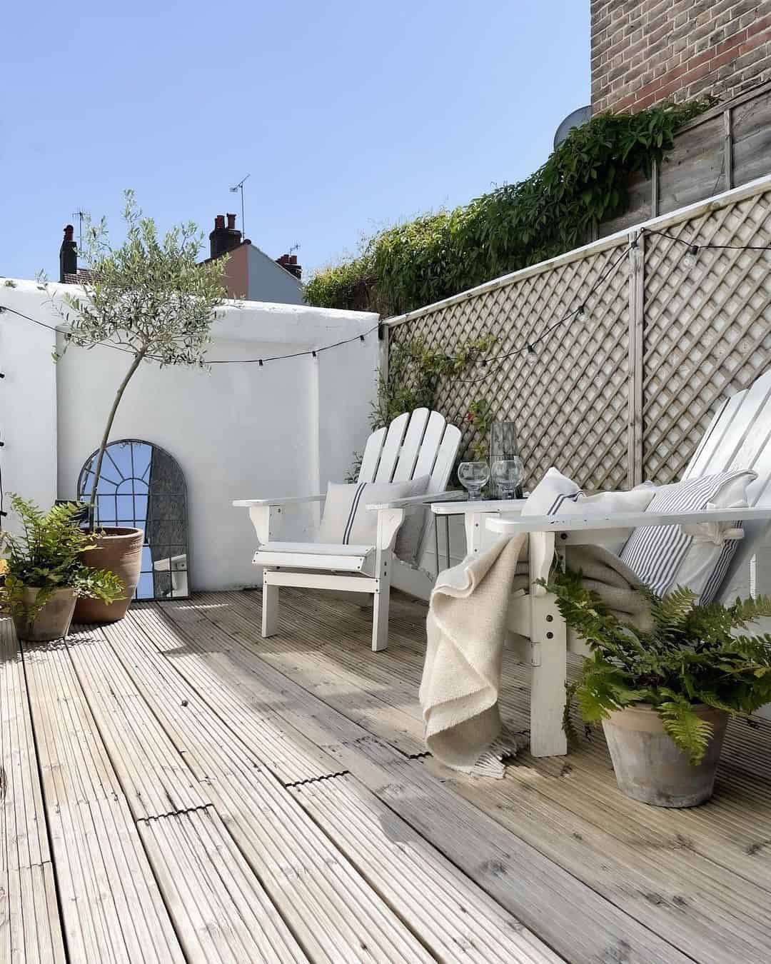 25 Simple Deck Ideas to Enhance Your Outdoor Experience