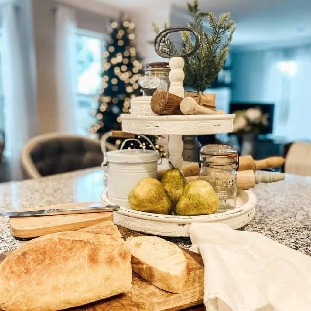 28 Beautiful Spaces Accessorized With Tiered Tray Décor