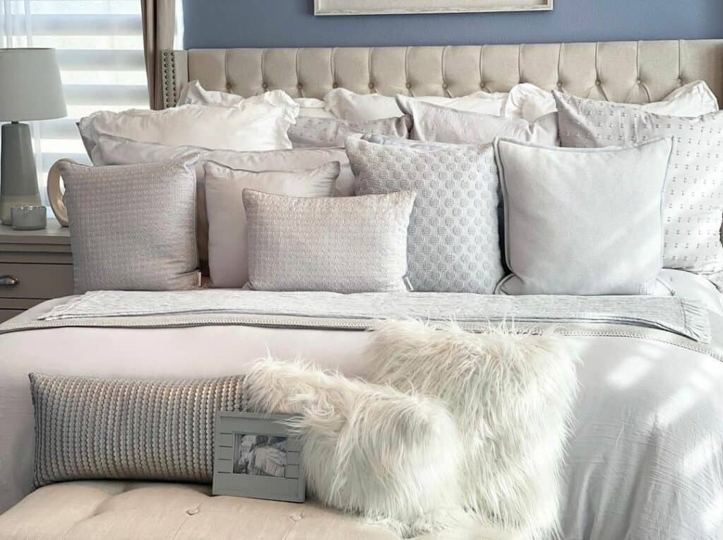 Bedding Display Against a High Headboard - Soul & Lane