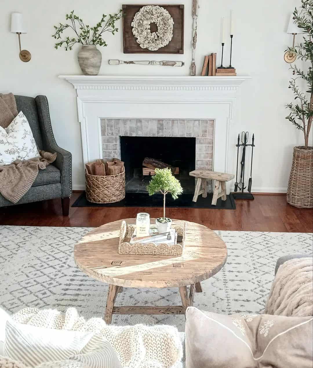 Brick and Wood Accents Create a Classic Design - Soul & Lane