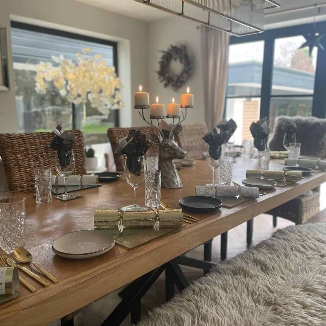 23 Beautiful Non-Floral Centerpieces for Dining Room Tables