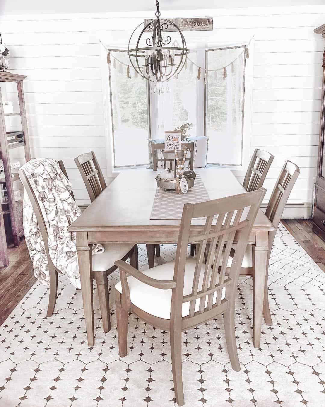 Fall Dining Décor With Neutral Backdrop - Soul & Lane