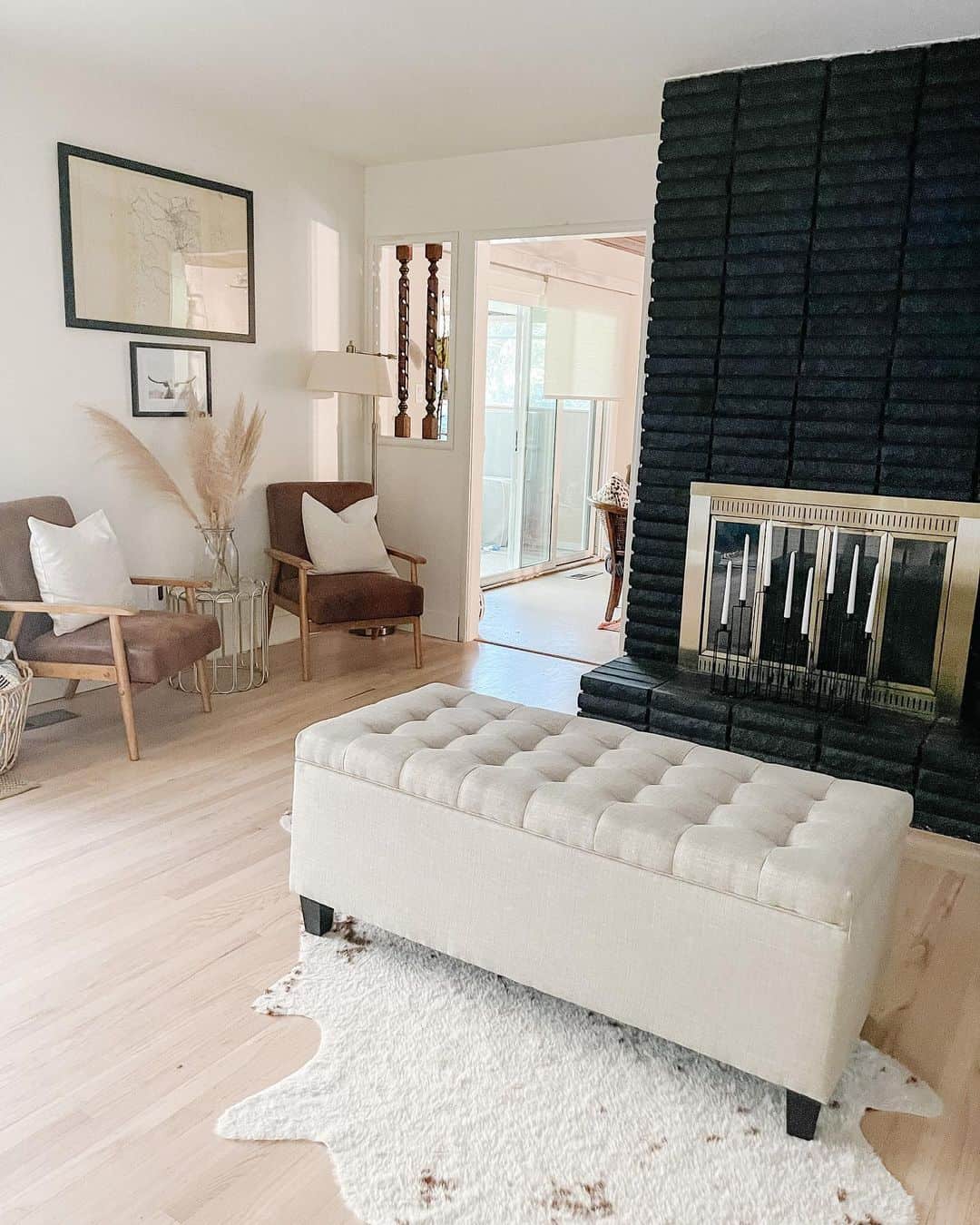 Modern Living Room With Upholstered Bench - Soul & Lane