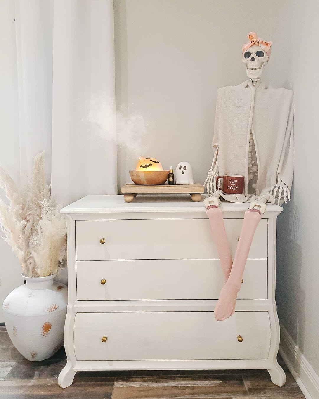 Posh Pink Halloween Vibes - Soul & Lane