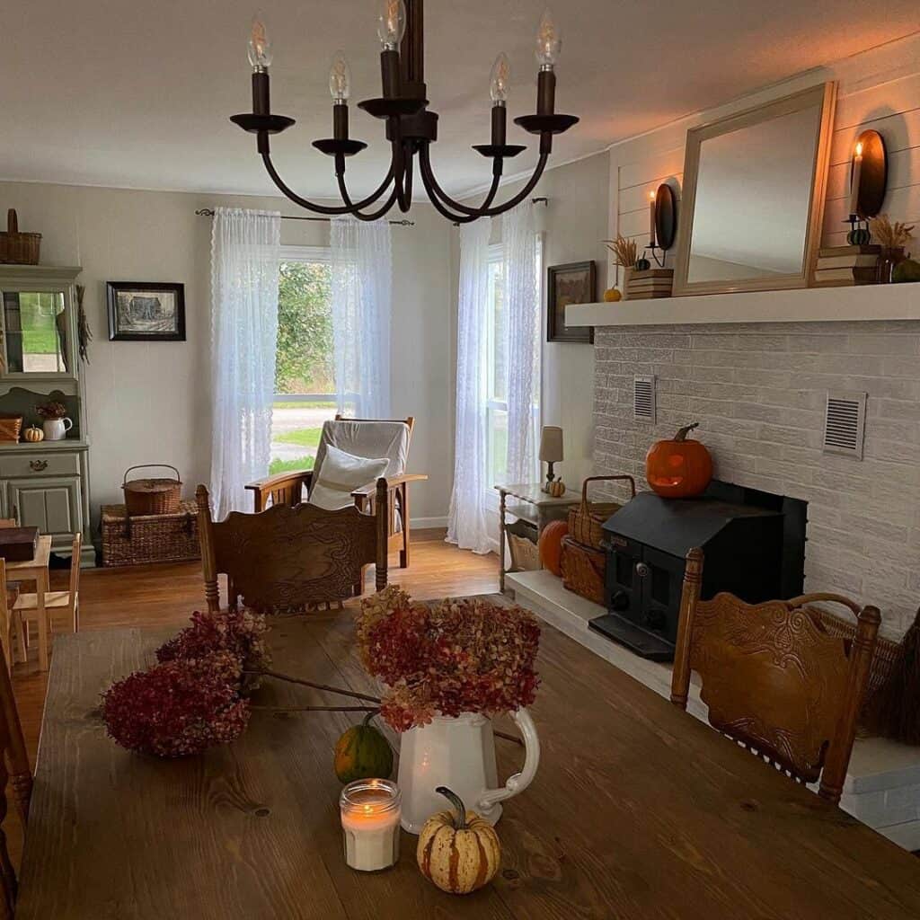 Fall Farmhouse Kitchen With Ambient Lighting - Soul & Lane