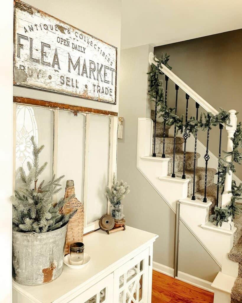 Traditional Entryway Winter Décor - Soul & Lane