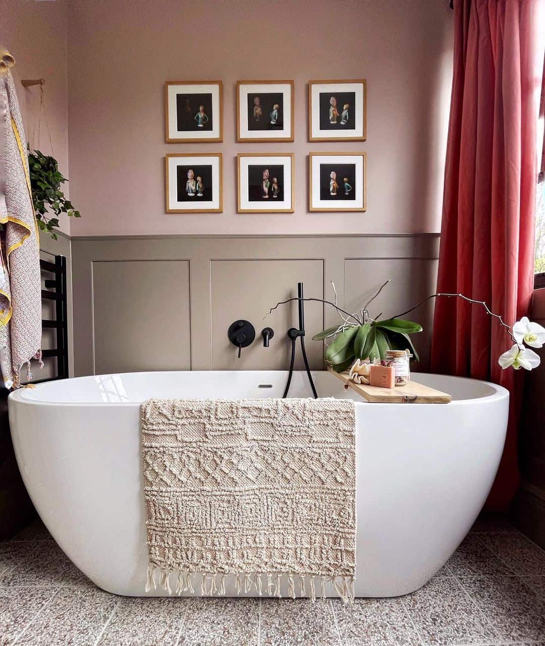 Colors Projected Onto Surrounding Walls - Soul & Lane