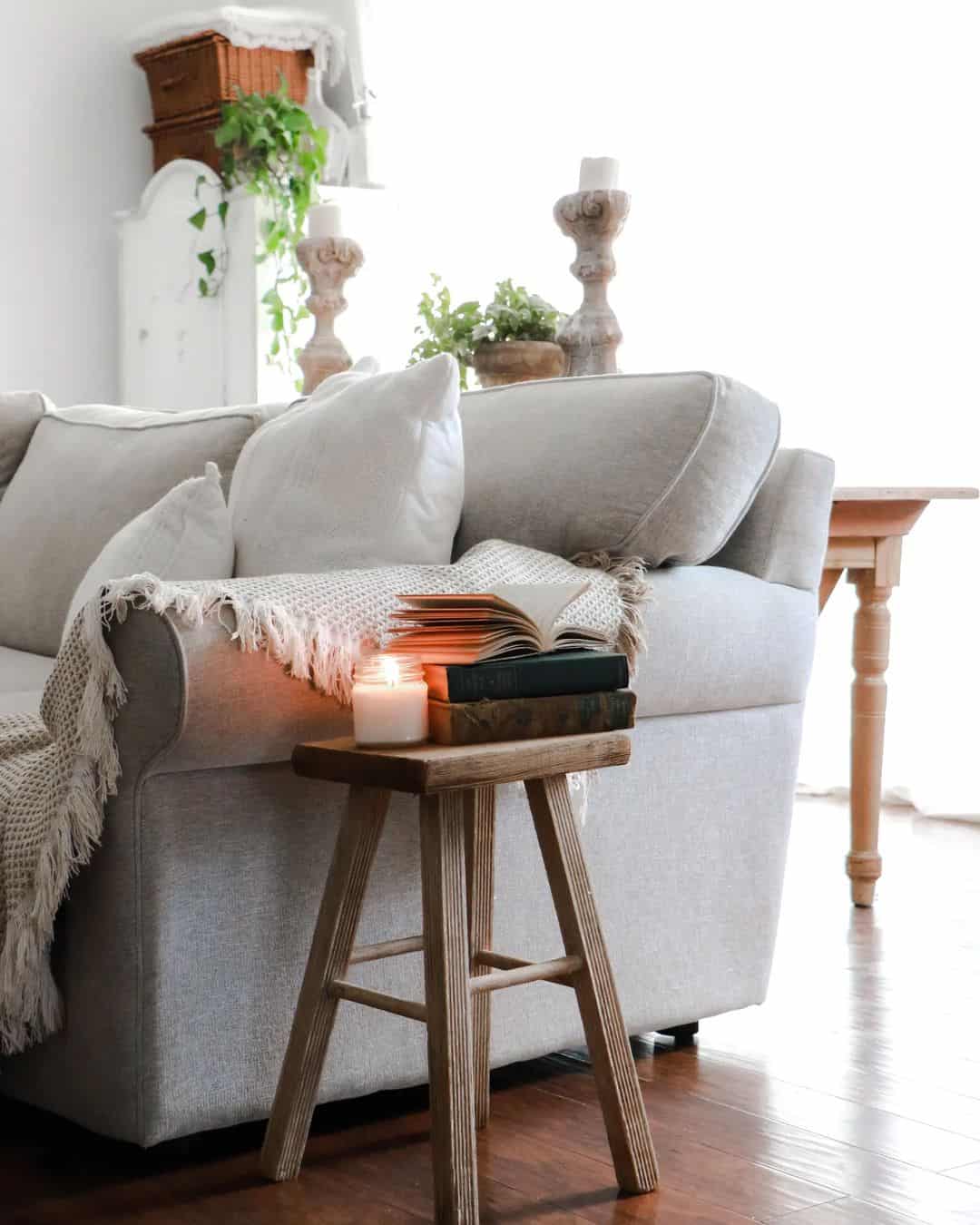 Console Table Against the Back of a Sofa - Soul & Lane