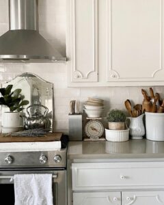 26 Charming Small Kitchen Decorating Ideas