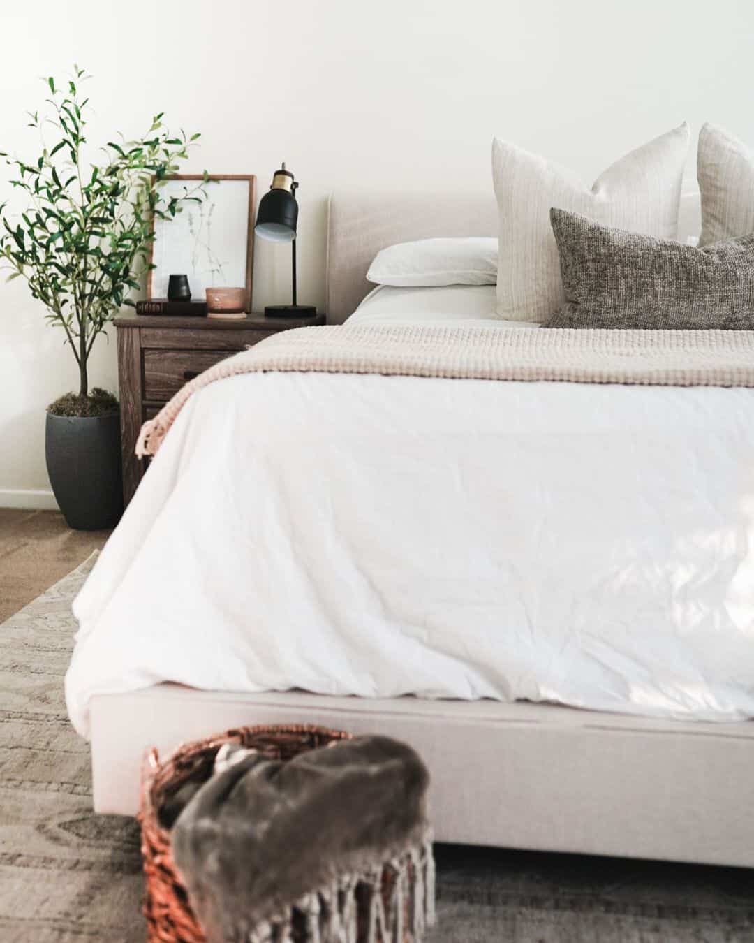 Creating Calmness With Neutral Colors - Soul & Lane