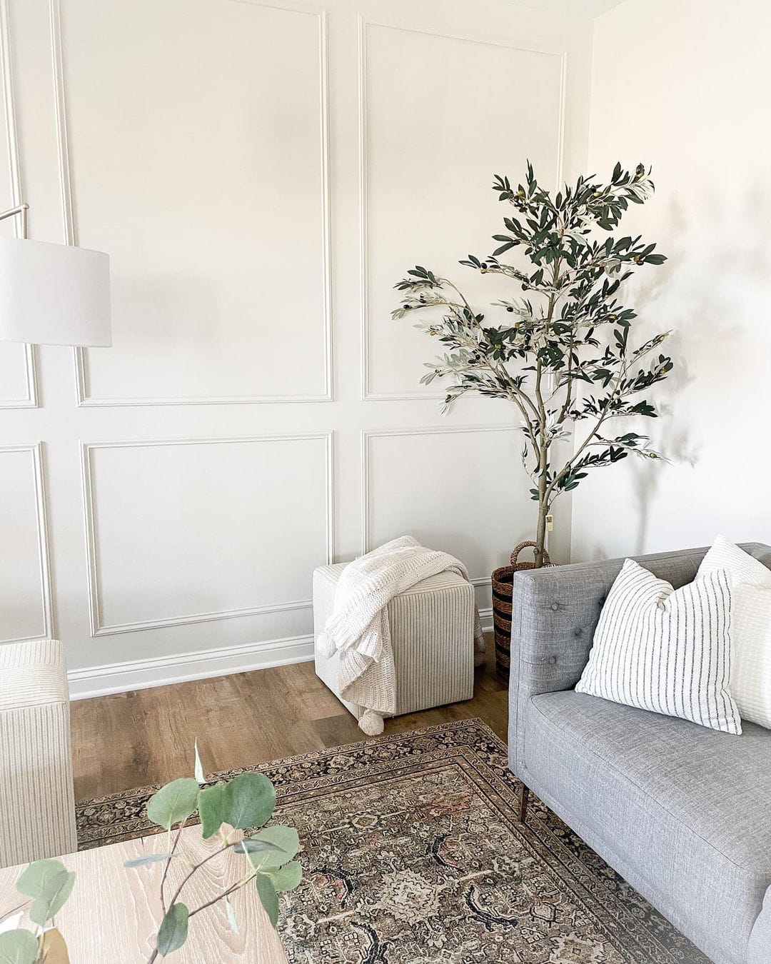 Earthy Picture Frame Molding - Soul & Lane