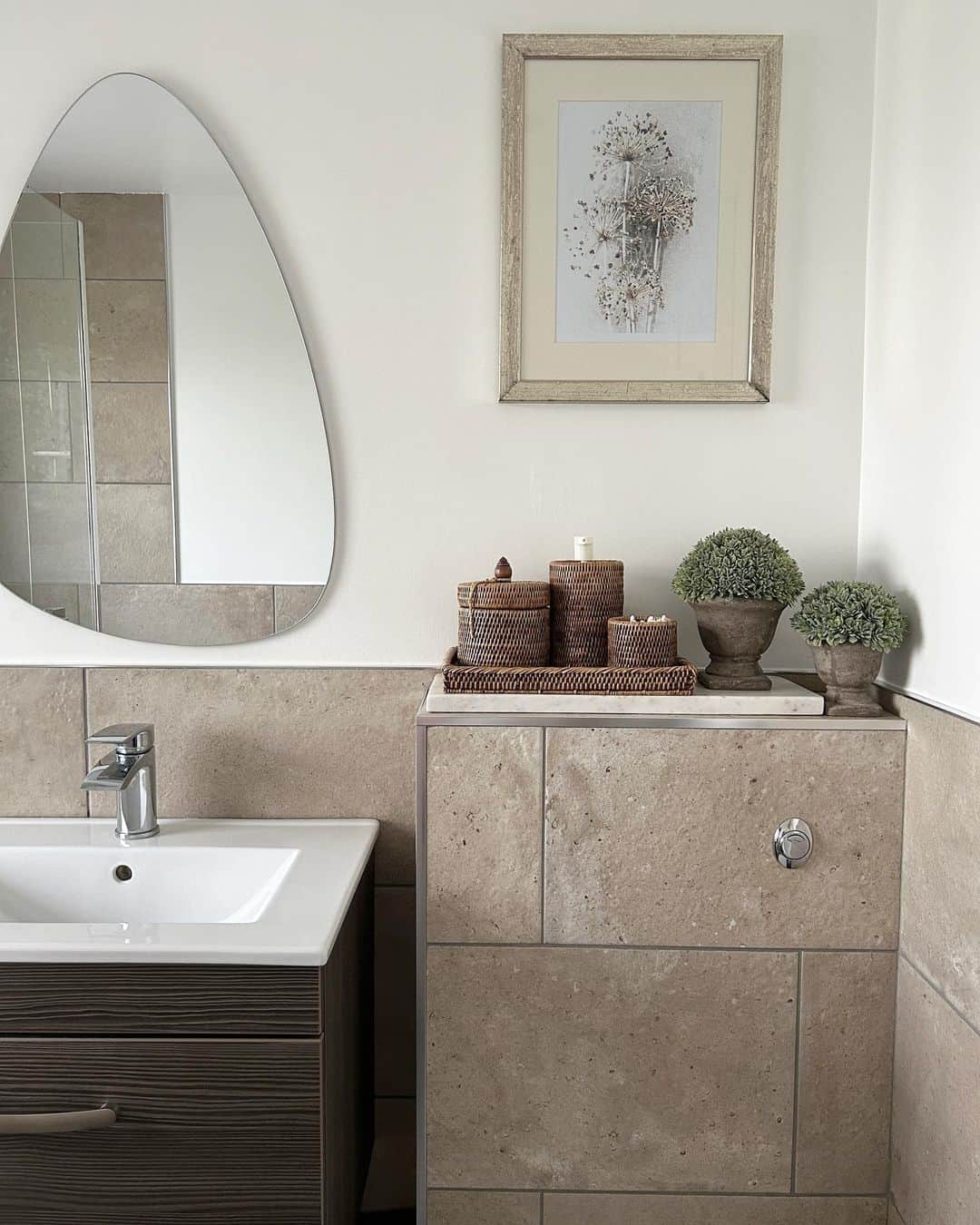 Large Tiles Impact a Neutral Color Palette - Soul & Lane