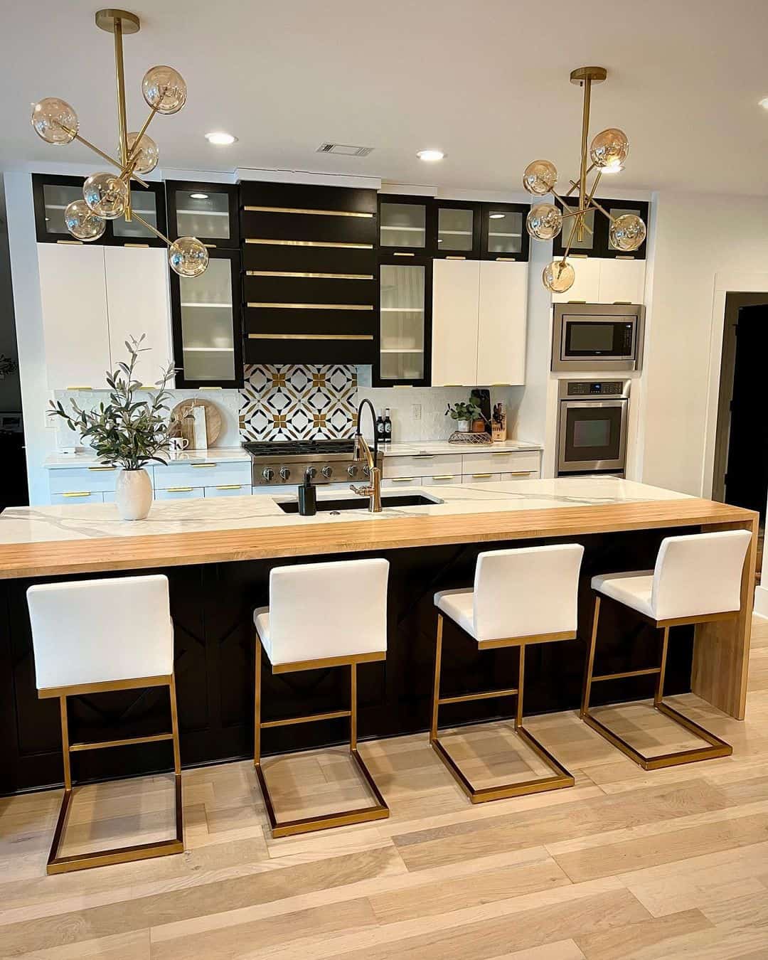 Transitional and Fun Island Seating - Soul & Lane