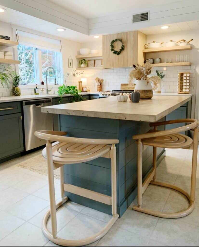 23 Custom Cabinet End Panels for a High-End Design