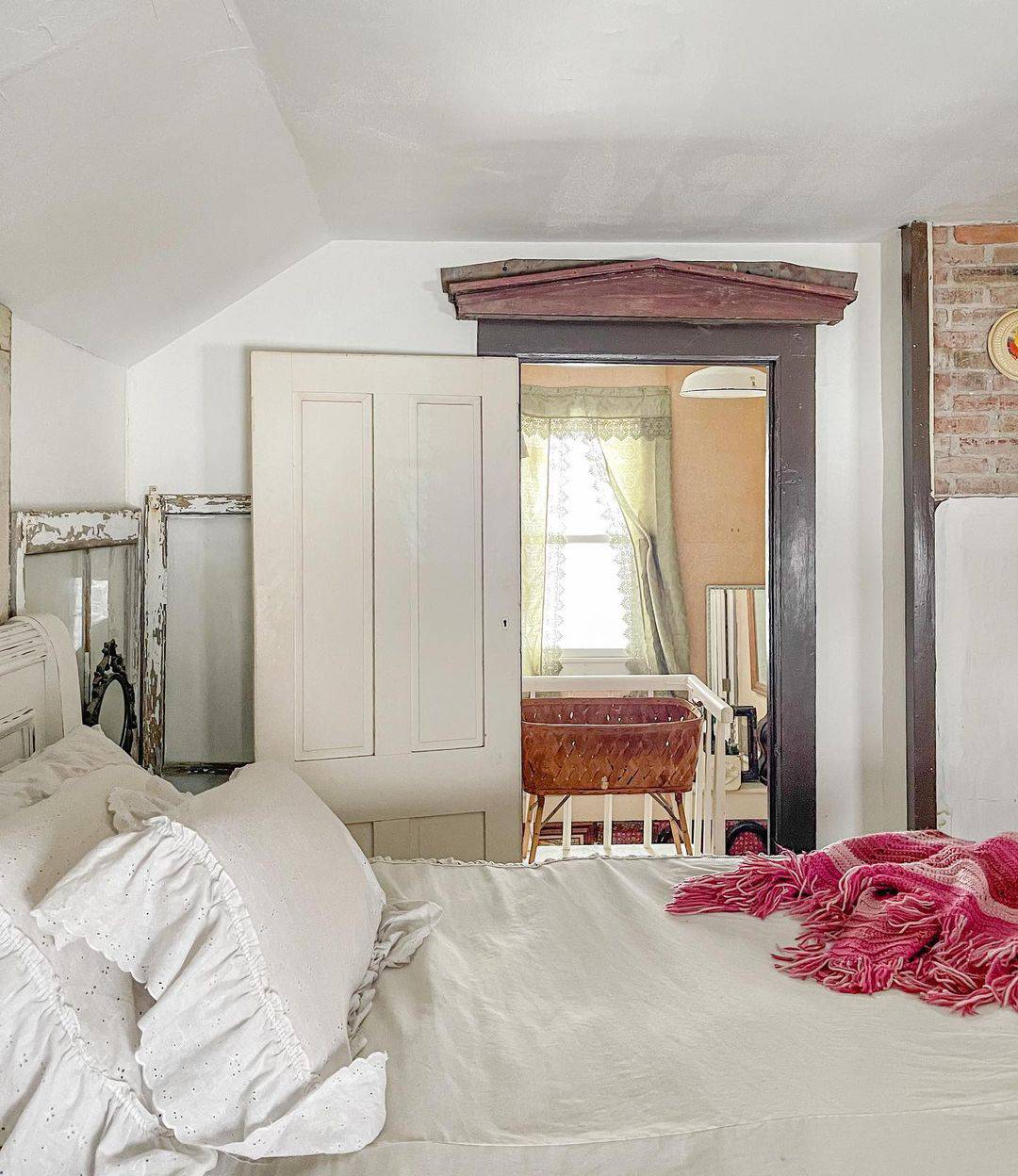 25 Door Ideas for Bedrooms That Go From Basic To Beautiful