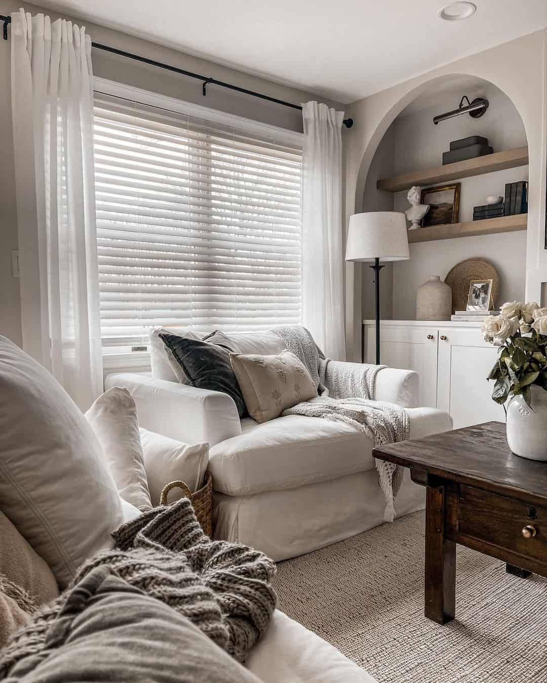 20 Built-in Shelf Decorating Ideas to Spruce up Any Space