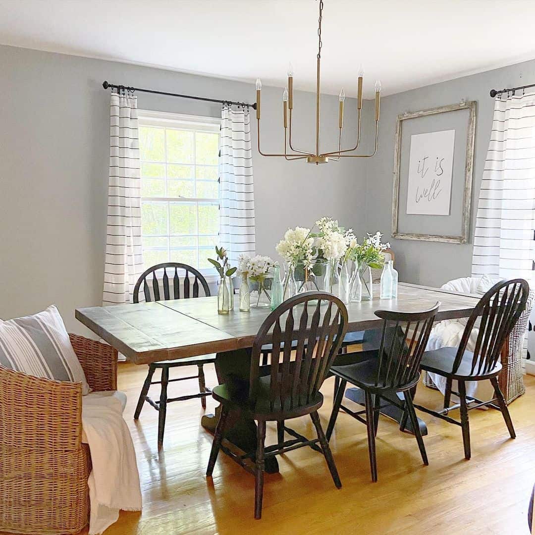 Striped Dining Room Motif - Soul & Lane