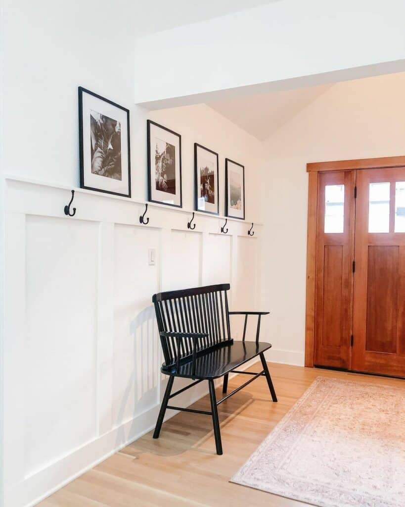 Family Photos To Decorate an Entryway - Soul & Lane