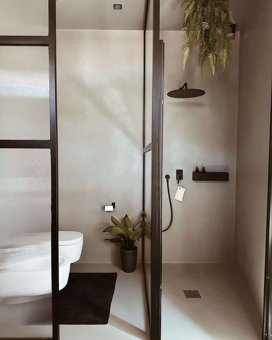 Minimalist Decor for Compact Bathrooms - Soul & Lane
