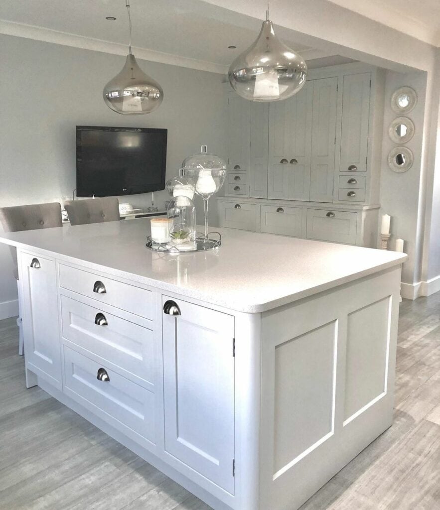 Modern Lighting for an Instant Update - Soul & Lane